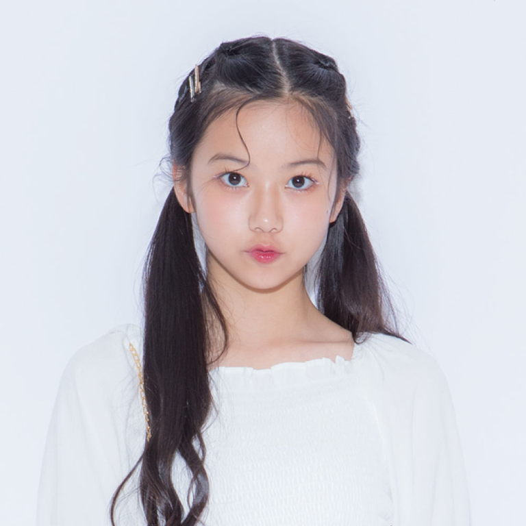 フォーサイドメディア「Cuugal」8月号#16 発売 デビュー! – 株式会社ティートライブ エンターテイメント